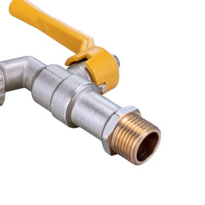 Cina Rubinetto in ottone standard con manico in ferro giallo Ugello pesante per serbatoio IBC Dimensioni 1/2 