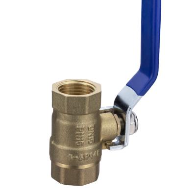 Cina Ottone colore blu maniglia lunga apertura rapida valvola a sfera filettata in ottone a passaggio pieno in vendita