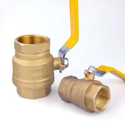 Cina Spingere per collegare la valvola Valvola a sfera per gas in ottone 600WOG 1/2