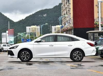 Cina 2024 Competitive Export Luxury Electric MG Car MG 5 High Speed Gasoline Benzina Carro a combustibile in vendita