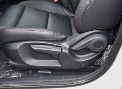 Cina 2024 Competitive Export Luxury Electric MG Car MG 5 High Speed Gasoline Benzina Carro a combustibile in vendita