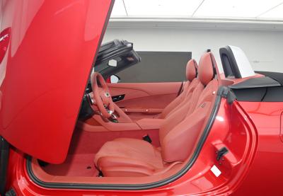 Cina Auto elettrica MG 2024 ODM Auto ad alta velocità 231Kw 501Km 314Ps Veicolo elettrico berlina auto elettrica in vendita