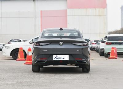 Cina 2024 ODM High Speed Sport Chang An EV Changan Yida Auto 125Kw 260Nm 170Ps Auto a benzina in vendita