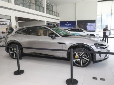 Cina SUV EV YU7 Xiao Mi, 5 porte, automatica, spedizione veloce, lusso, Made in China, ultima versione in vendita