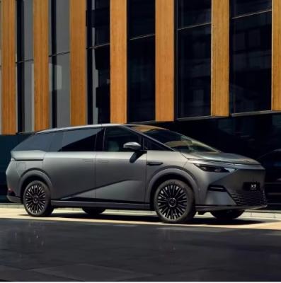 中国 純粋な新エネルギーODM電気自動車 Xpeng X9 大空間モデル MPV EV 新車 販売のため