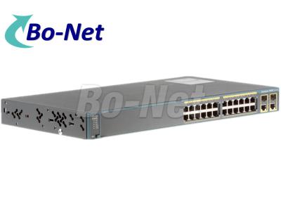 Cina 2960 24 10/100 PoE + catalizzatore WS-C2960-24PC-L del commutatore di gigabit di 2 T/SFP Cisco in vendita
