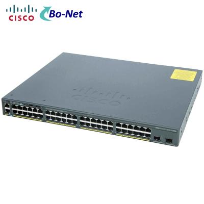 China Os interruptores de rede controlados novos originais de Cisco marcam o ponto de entrada 370W de WS-C2960X-48LPD-L 2960-X 48 GigE, 2 base do LAN de x 10G SFP+ à venda