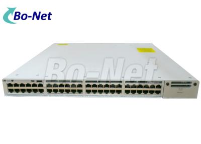 Cina Il commutatore di gigabit di Cisco un commutatore 9300 48 di 9300 serie port UPOE, il vantaggio C9300-48U-A della rete con C9300-DNA-E-48-3Y in vendita