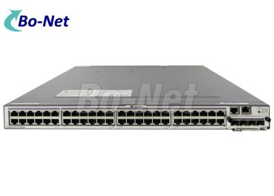 中国 華為技術S5700-52C-EI S5700 48 ES5D000G4S01モジュールが付いている左舷ギガビットのネットワーク スイッチ 販売のため