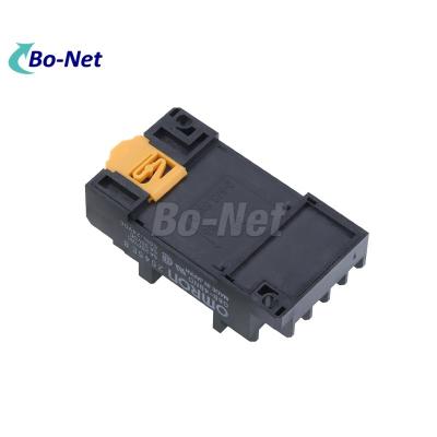 Cina Relè elettromagnetico originale G6B-4BND di G6B-4BND Omron nuovo in vendita