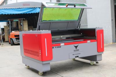 中国 CO2レーザー切断彫刻機、木材、アクリル、MDFなどの非金属の切断用 販売のため