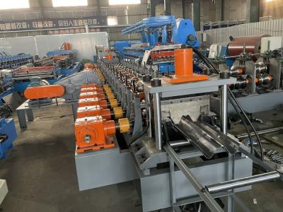 Cina Macchina per la formazione di ringhiere per autostrade PLC per la fabbricazione di lamiere di ferro in vendita
