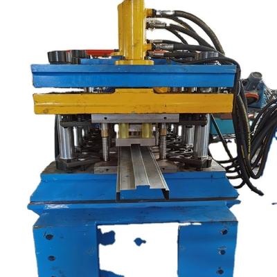 China 5.5Kw Profiel Doorkader Vormmachine Hydraulisch Snijden 380V Te koop