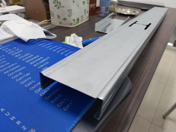 Quality Automatic Sheet Metal Roofing Machine For Steel Frame Purlin Production for sale