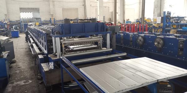 Macchina per la trasformazione a rotoli di pannelli a scaffale verticale 22kw