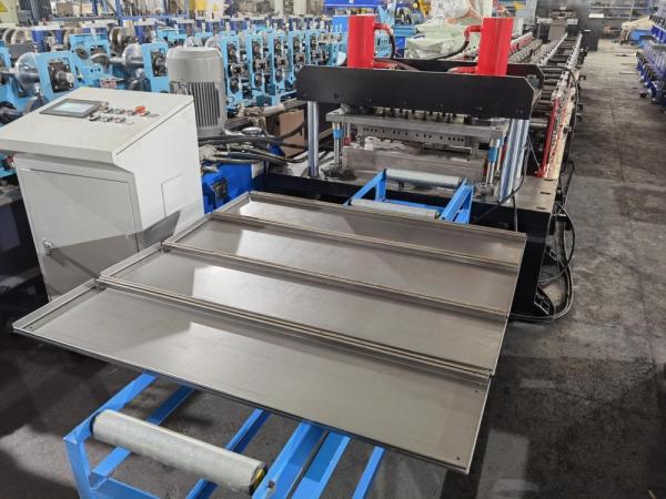 Macchina per la trasformazione a rotoli di pannelli a scaffale verticale 22kw