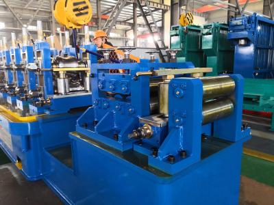 Cina Macchina per la produzione di tubi quadrati in acciaio al carbonio ad alta frequenza in vendita