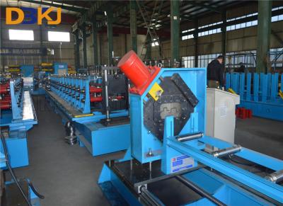 중국 기계를 형성하는 기계 리지 모자를 씌우는 목록을 만들기 속도를 형성하는 10-15 m/min로 지붕을 달기 판매용