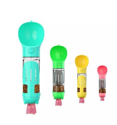 Cina Wholesale Innovative Outdoors Dogs Drinking Multi-function Pet Bottle Easily Feeding Dog Plastic Bowl in vendita