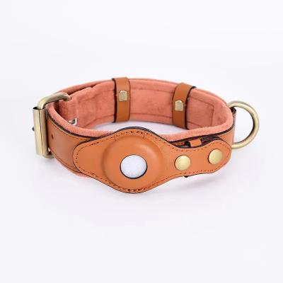 Cina Leather pet collar Portable Comformable outdoor pet accessories in vendita
