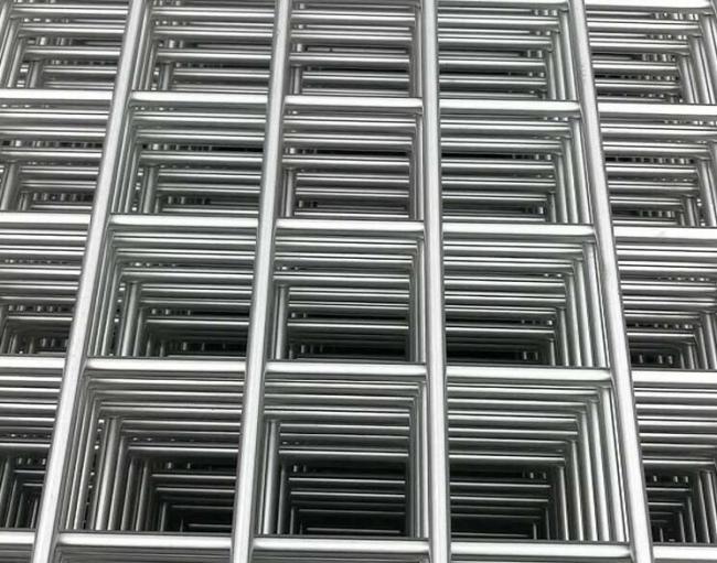 Electro Galvanized 8 gauge galvanized 2 x 2 welded wire mesh For Construction