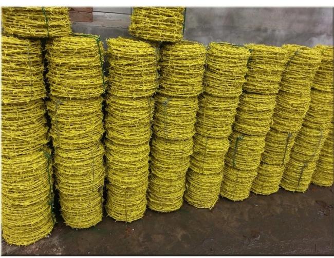 2.5mm diameter Hot dip galvanized Barb Wire Price Per Roll