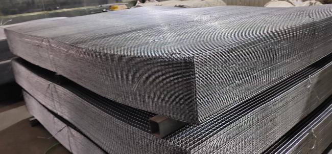 2X2inch Galvanized Cattle Welded Wire Mesh Panel 8 X 4 FT Galvanised Reinforcing Concrete Rebar Welded Wire Mesh Panel