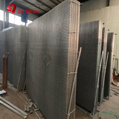 China Galvanized 3x3 galvanized welded wire mesh panel for Vegetable Garden for sale