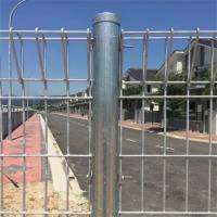 China Roll Top Triangle Bending Brc Welded Wire Mesh Fence for sale