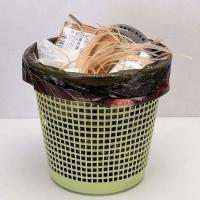 China 15 Pcs Pack Drawstring Garbage Bag Plastic Trash Roll 730x840mm for Kitchen Compostable for sale