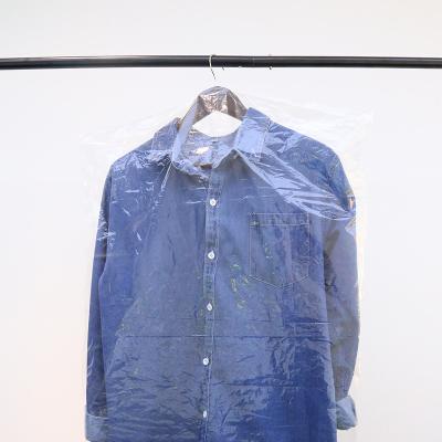 Cina Sacchetti di imballaggio di abbigliamento in plastica impermeabili al polvere per il deposito di abiti e vestiti OEM in vendita