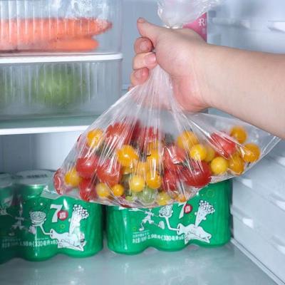 China Flat Type Transparent HDPE LDPE Plastic Grocery Bag on Roll for Food Packaging for sale