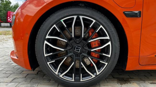 001 You Version 100kwh (Orange +Z-S PORT) Automobile Car