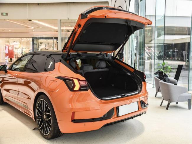 2023/2024 Zeekr 001 You/Me/We Z-Sport 2024 Auto SUV/Mini/Smart/Used/New Electric EV Car Byd/Geely/ID4 Electric Car Price Mini Electric Car Cheapest Electric Car