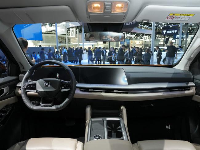 Changan Uni-V 1.5t Petrol Car 5 Seats Sedan High-Performance Uni V Gasoline Car