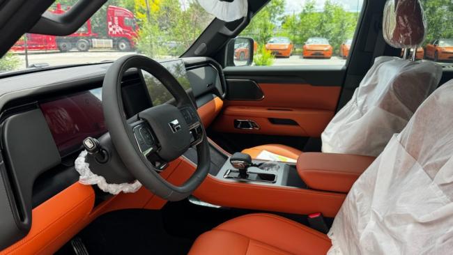 2023 BAW 6-Seats Poler Stone 01 Electric SUV