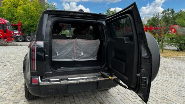 2023 BAW 6-Seats Poler Stone 01 Electric SUV