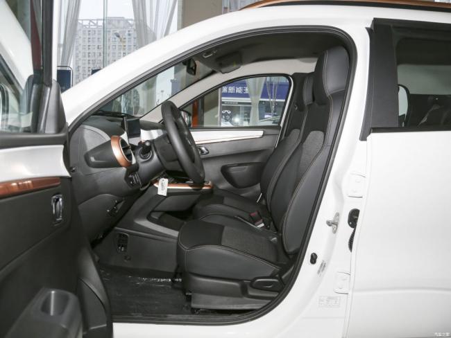 New Car Electric Car Electric Vehicle EV SUV Cheap Dongfeng Nammi Box Zhuifeng 331km Standard