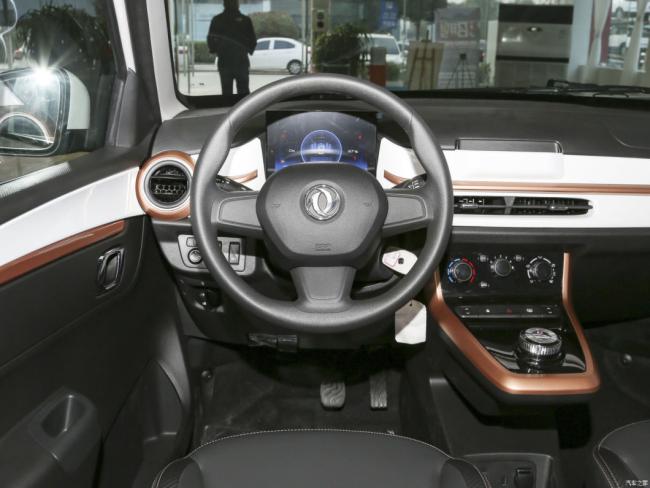 New Car Electric Car Electric Vehicle EV SUV Cheap Dongfeng Nammi Box Zhuifeng 331km Standard