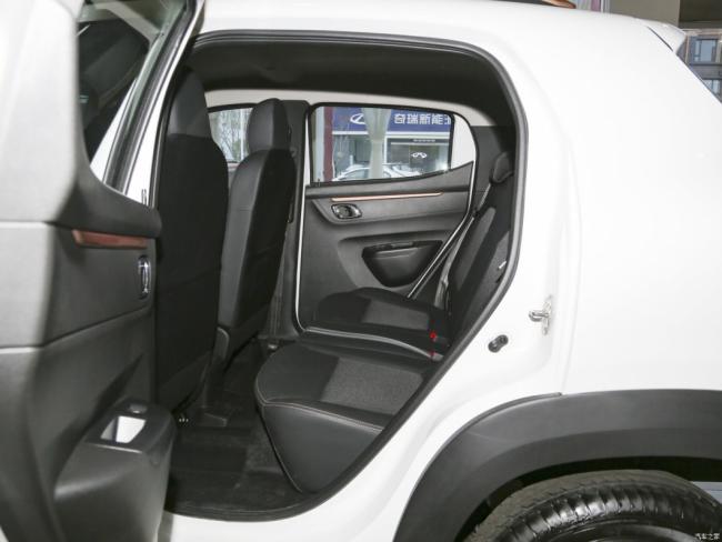 New Car Electric Car Electric Vehicle EV SUV Cheap Dongfeng Nammi Box Zhuifeng 331km Standard