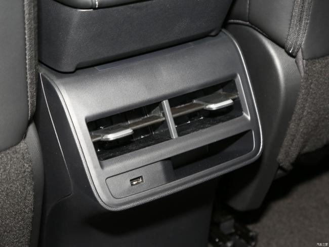 New Car Electric Car Electric Vehicle EV SUV Cheap Dongfeng Venucia Vx6 2023 520 Air
