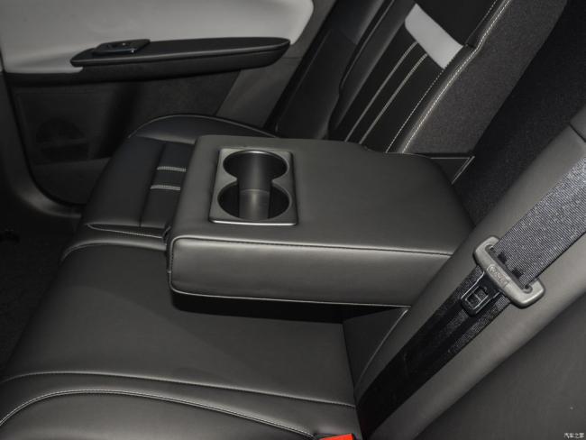 New Car Electric Car Electric Vehicle EV SUV Cheap Dongfeng Venucia Vx6 2023 520 PRO
