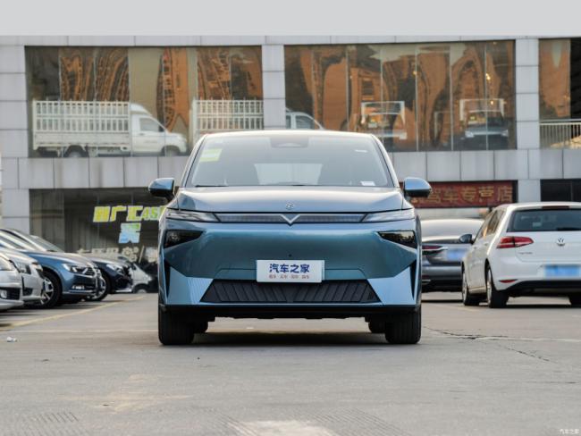 New Car Electric Car Electric Vehicle EV SUV Cheap Dongfeng Venucia Vx6 2023 520 PRO