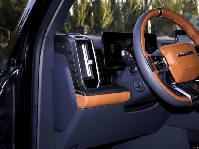 2023 Dongfeng M-Hero Range Extended Luxury off-Road Vehicles Dongfeng Mengshi 917 EV New Energy Vehicles