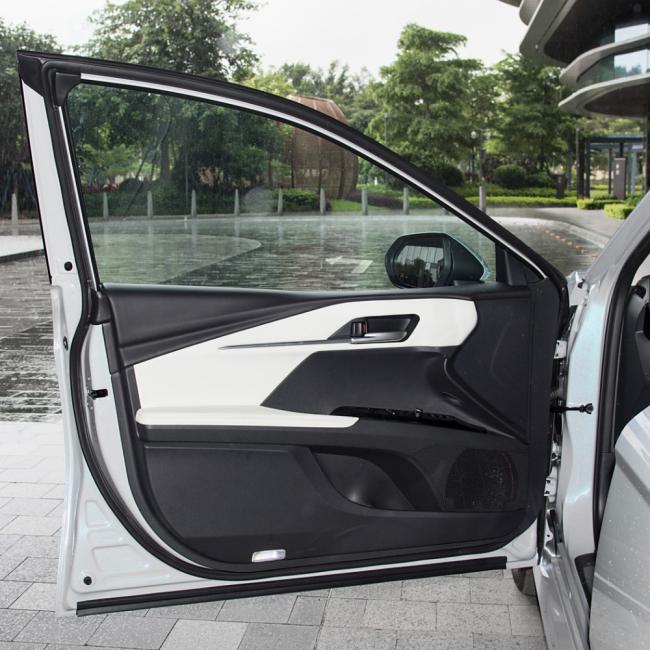 Hot Selling 2024 Toyota Camry 2.5hq Dualengine Flagship Version New Energy Car Double Engine Hybrid Car