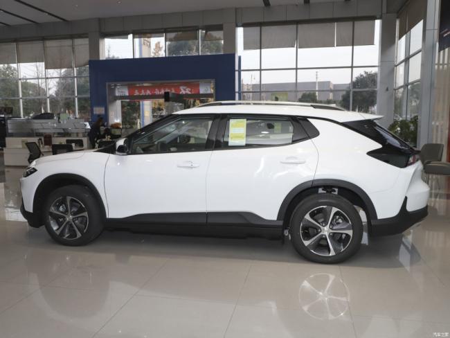 2023 New Energy Vehicles Chevrolet Menlo Ls Plus Edition Compact EV New Cars for Sale