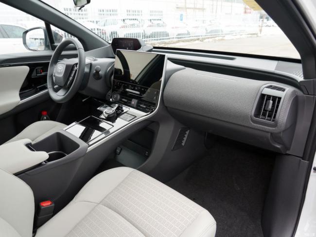 2024 Toyota Best Car Deals Bz4X 615max Edition 615km Rwd SUV EV New Electric Cars with Good Price