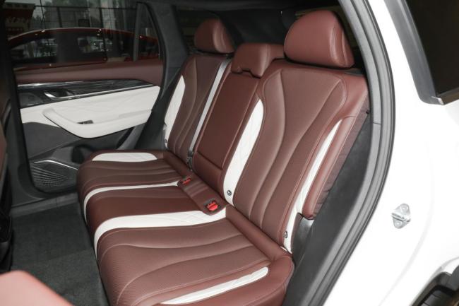 Geely Monjaro Xingyue L 2021 2.0td DCT Evo 2WD Luxury