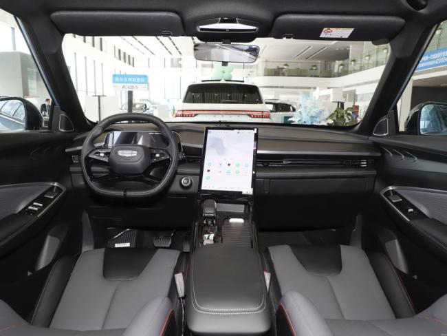 Geely Altas PRO Boyue Cool 1.5td Zhilian Type SUV Gasoline Car for Sale