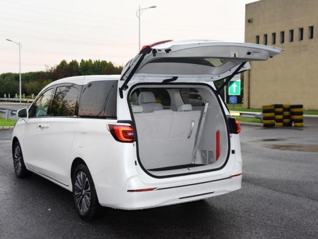 MPV New Car Price Gasoline Car Buick Gl8 (2023) Es Deluxe Version Harmony Edition
